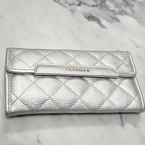 Sephora | Bags | Nwot Sephora Silver Cosmetic Brushes Trifold Wallet ...